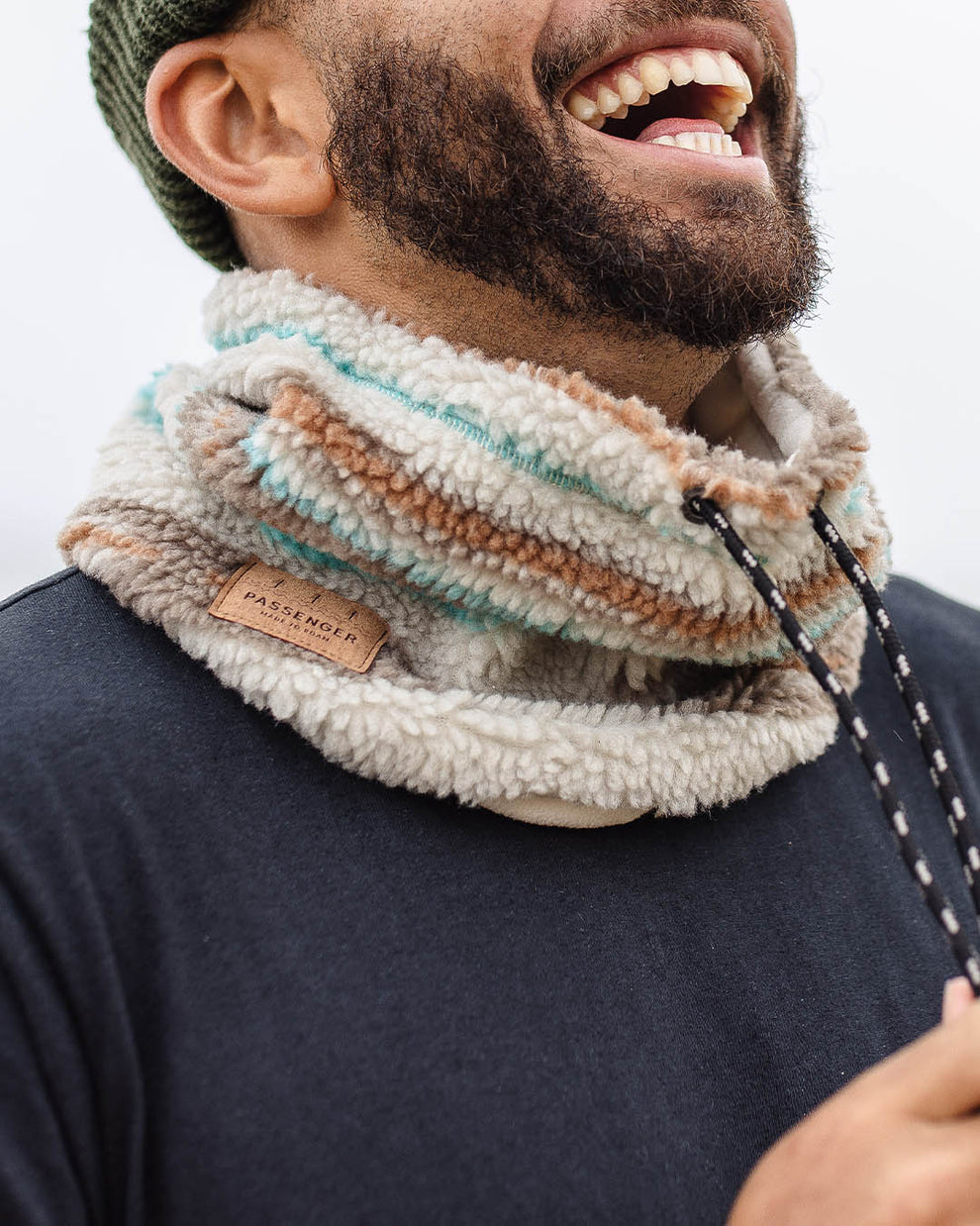 Mulled Sherpa Fleece Snood Warm Ivory Geo Pattern – Passenger